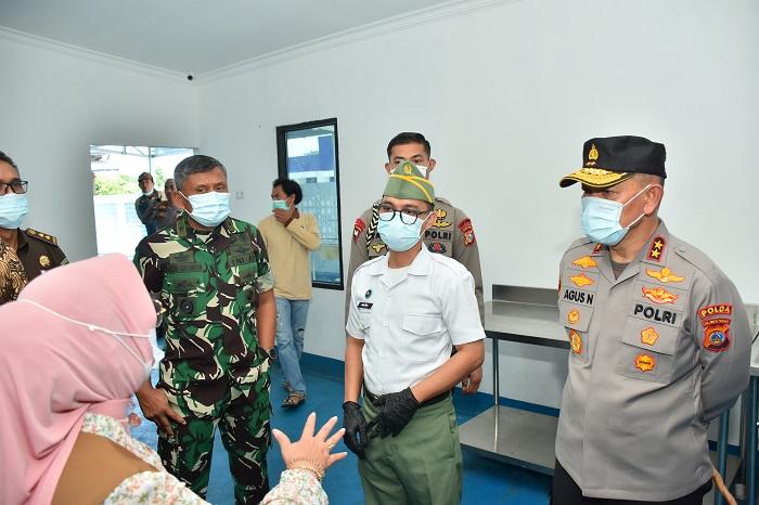 Kapolda Sulteng Resmikan Gedung SPPG YKB, Barak Hingga Kelas Morowali ...
