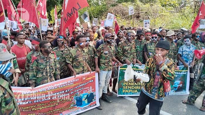 KNPB Sampaikan 10 Tuntutan di Hari HAM Sedunia: Tarik Militer dari ...