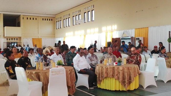 Pisah Sambut Kapolres Keerom, AKBP Astoto Budi Ramntyo Resmi Gantikan AKBP Christian Aer ...