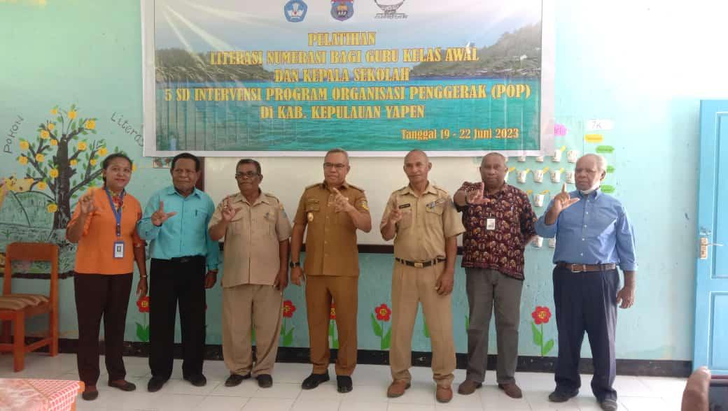 Guru SD dan Kepala Sekolah di Kepulauan Yapen Ikut Pelatihan Literasi ...