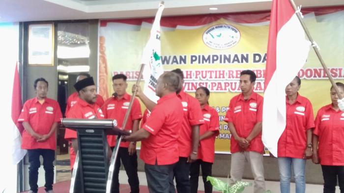 Adrianus Mansim Resmi Jabat Ketua DPC Barisan Merah Putih Manokwari Periode 2025-2029 ...