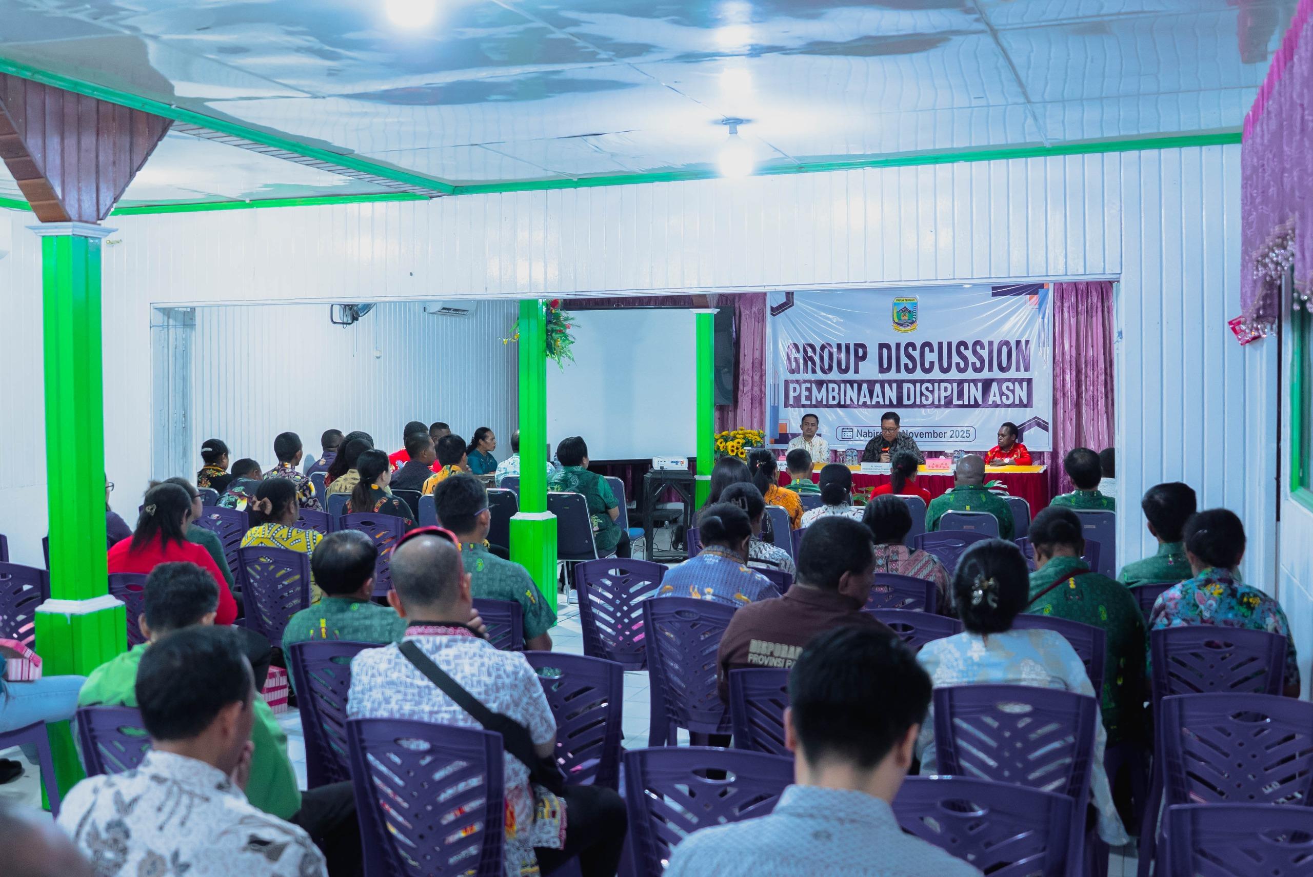 Sekda Silwanus Tekankan Hal Ini Untuk ASN Pemprov Papua Tengah Saat FGD ...