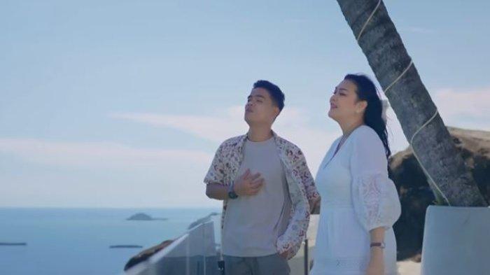 Chord Kunci Gitar Lagu Minang Sakik Batamu Ubek dari David Iztanbul ...