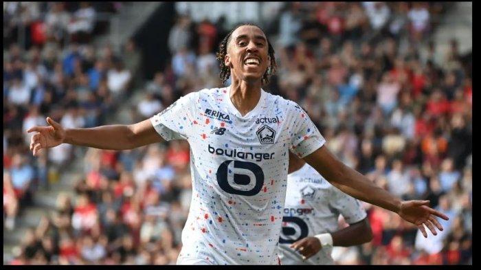 SOSOK Leny Yoro, Bek Muda yang Diincar Manchester City, Manchester ...