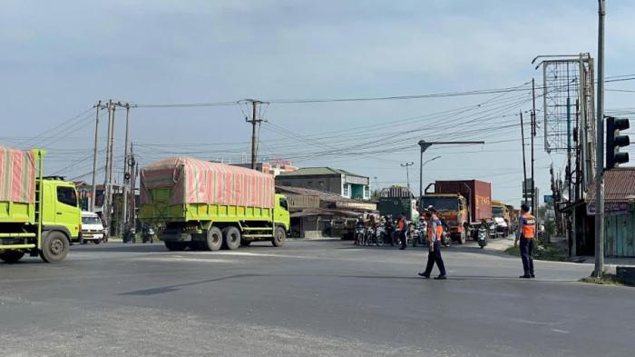 Dua Titik Rawan Truk Tonase Besar Terobos Rambu Larangan Belum Ada ...