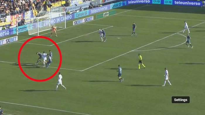 Aksi Kenan Yildiz Meliuk-liuk Mengecoh Tiga Bek Frosinone , Cetak Gol ...