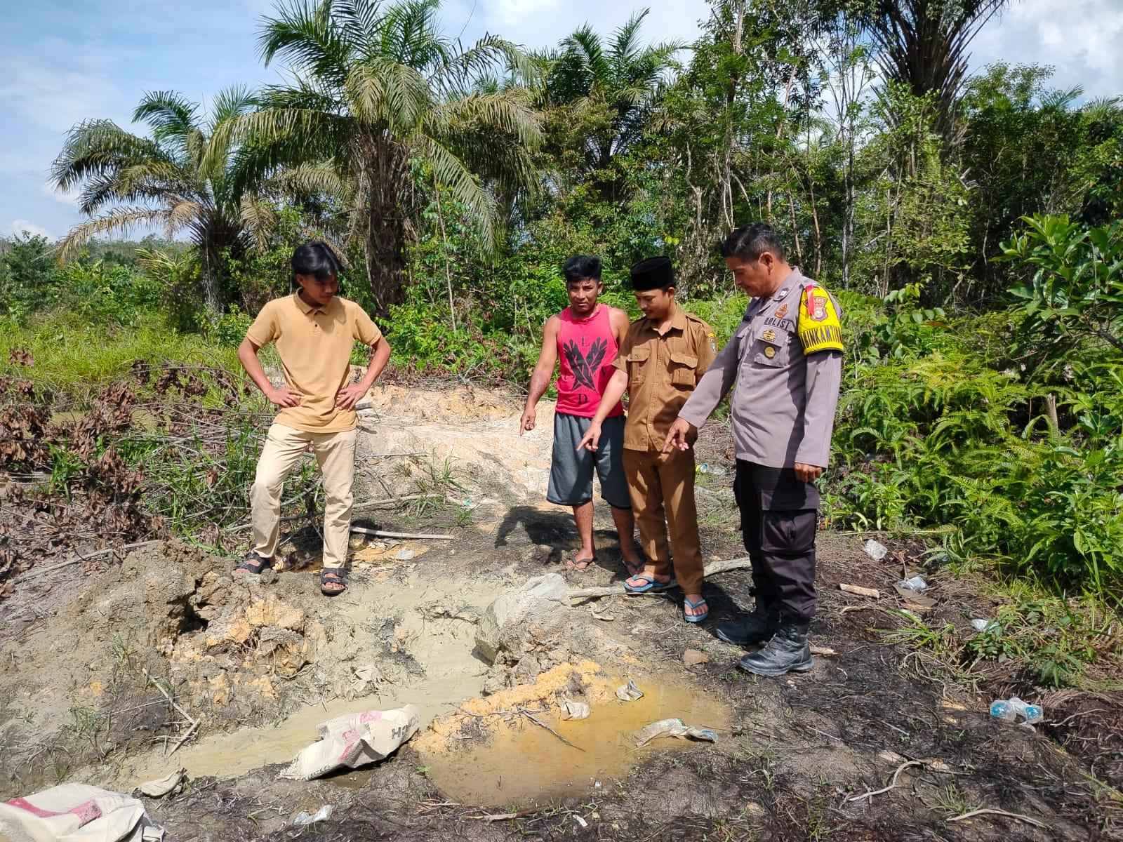 Semburan Air Bikin Heboh, Puluhan Tahun Lalu Ada Ladang Minyak di Desa ...
