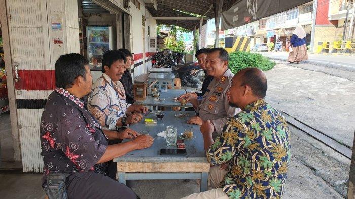 Jumat Curhat, Kasat Binmas Polres Singkawang Ajak Sukseskan Pemilu 2024 Berjalan Aman dan Damai ...