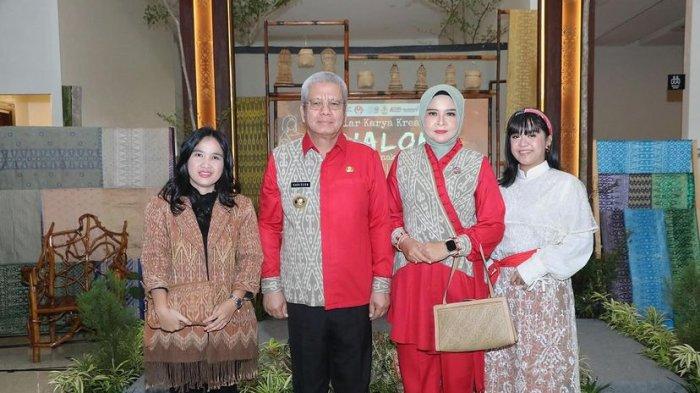 Pesona Wastra Kalbar, Berawal dari Upaya Pelestarian Budaya hingga Jadi ...