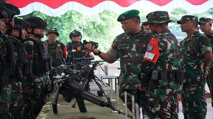 Danrem Beri Motivasi Prajurit Yonif 642/Kps yang Akan Tugas Operasi ke Papua - Tribunpontianak.co.id