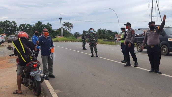 Cegah Covid-19, PT ICA Bagikan 1000 Masker Kepada Warga di Tayan Hilir ...