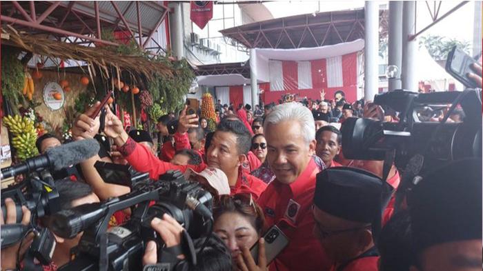 Hadiri HUT Emas PDIP 2023, Ganjar Pranowo: Acaranya Meriah Sekali ...