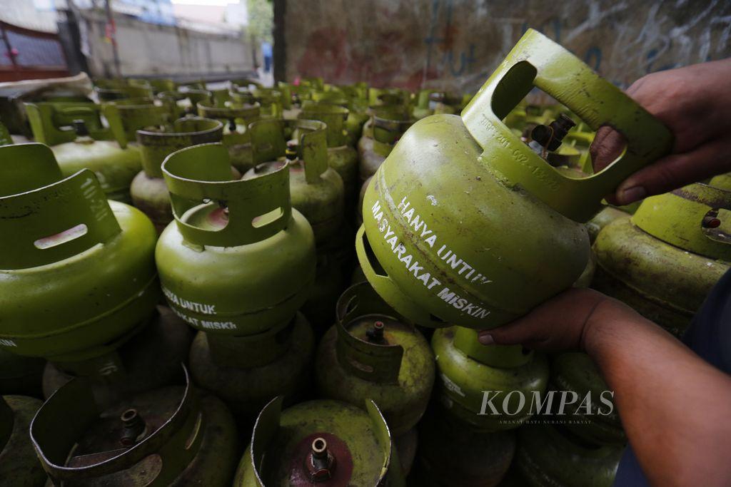 TOK Aturan Beli Gas Elpiji Subsidi 3 Kg Resmi Pakai NIK KTP Mulai Tahun ...