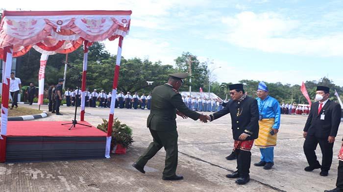 Upacara HUT ke-77 RI di PLBN Aruk Sambas Meriah, Turut Dihadiri Tamu ...