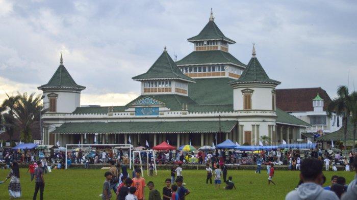 Masjid Agung Manonjaya Tasikmalaya, Khazanah Jejak Islam di Indonesia ...