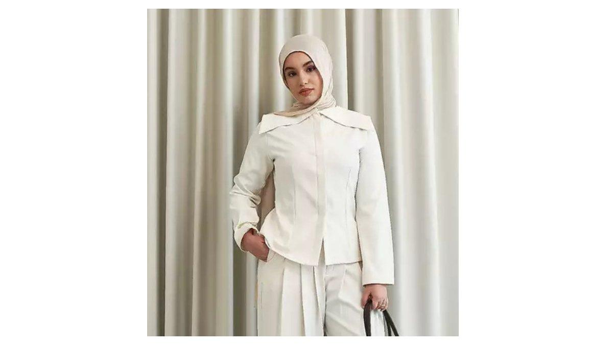 4 Rekomendasi Atasan Wanita Pastelly Outfit yang Simpel dan Elegan ...