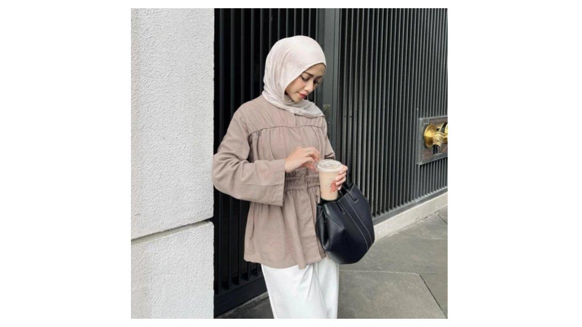 5 Rekomendasi Kemeja Hosofshopaholic yang Simpel dan Stylish untuk ...