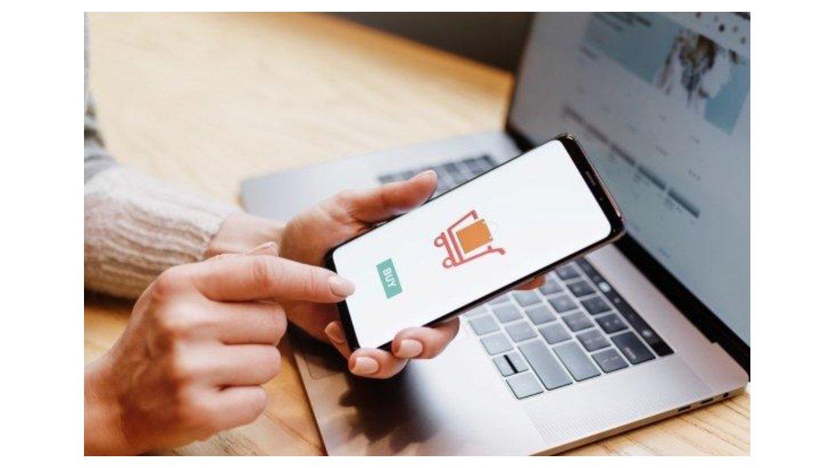 Wajib Tahu, Ini 5 Tips Belanja Fashion Online agar Tidak Salah Ukuran ...