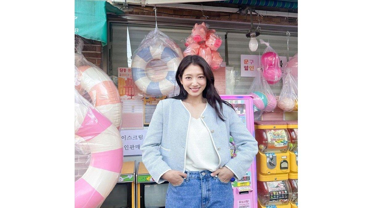 Tips Mix and Match Celana Jeans untuk Berbagai Gaya, Simpel tapi Tetap ...