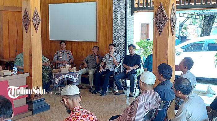 Cari Jalan Tengah Polemik Warung Mie Babi, Pemkab Sukoharjo Siapkan ...