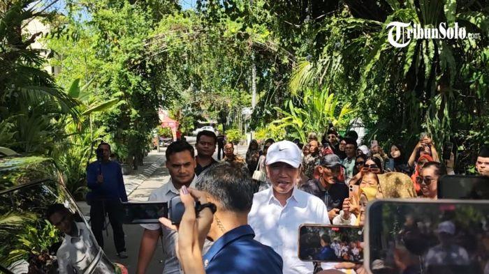 Sowan ke Solo, Relawan Bantah Jokowi Keliling Indonesia Demi Naikkan ...