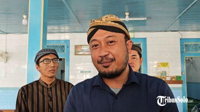 Tak Hanya di Gladak, LDA Rencanakan Baliho Pengukuhan PB XIV Hangabehi ...
