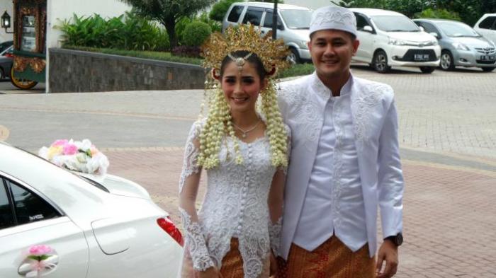 Selamat, Ryana Dea dan Puadin Redi Resmi Menikah! - Tribunsolo.com