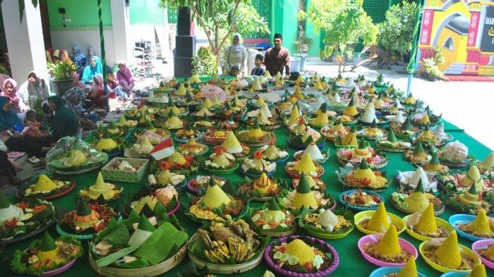 Sejarah Tumpeng, Kuliner Khas Syukuran di Solo Raya, Dulu Simbol ...
