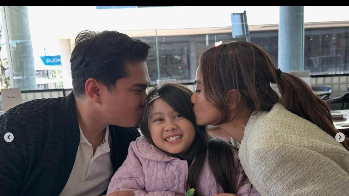 Cerai Tetap Kompak, 5 Potret Acha Septriasa & Vicky Kharisma Rayakan ...