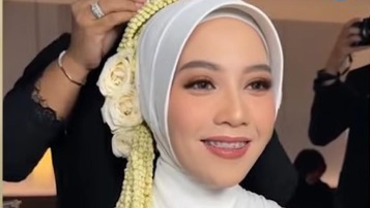 Sespri Prabowo Menikah, Ini Pesona Aulia Mahardiana Istri Agung ...