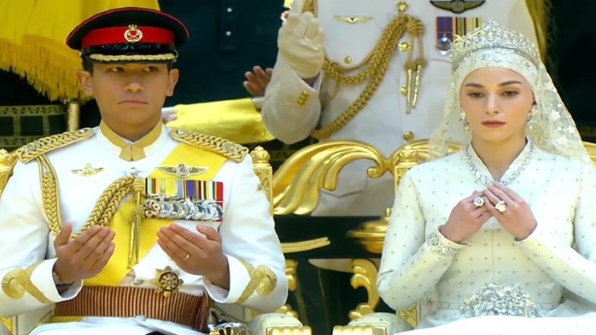 Cara Unik Pangeran Abdul Mateen Umumkan Kehamilan Anisha Rosnah, Siap Jadi Ayah Usai 2 Tahun ...