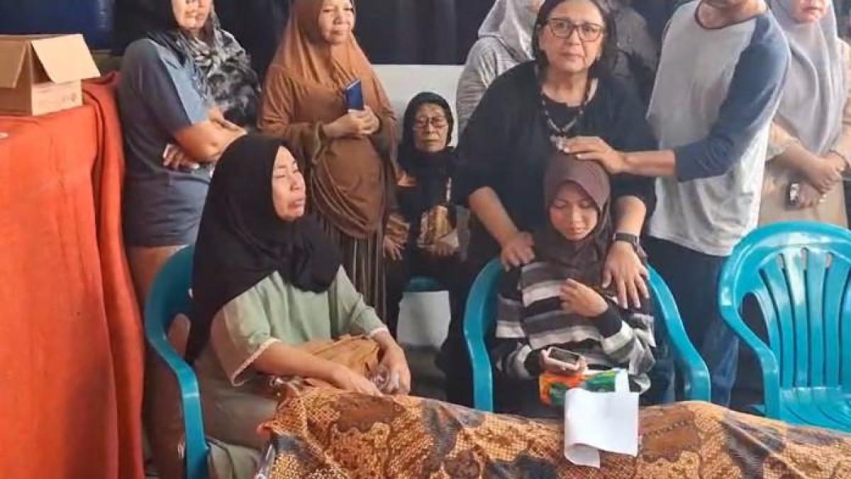 Ria Ricis Jadi Malaikat Penolong, Ulurkan Tangan Bangun Rumah Impian Keluarga Affan Kurniawan ...