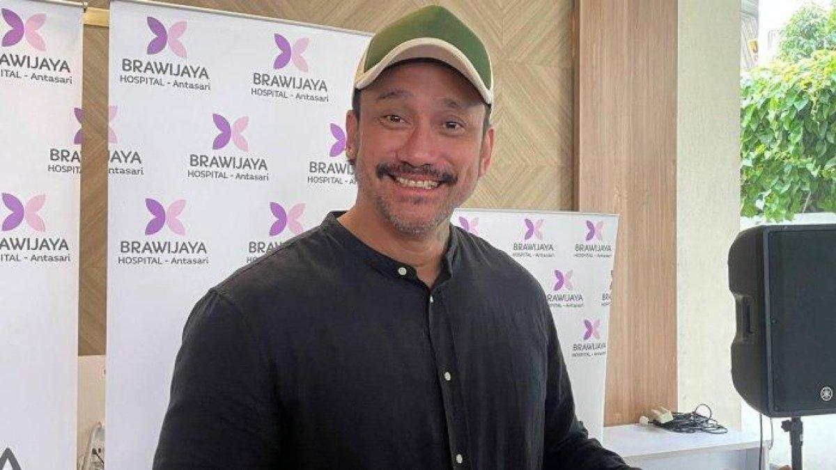 Kehidupan Tora Sudiro usai Jadi Kakek, Riwayat Belanjaan Online Berubah ...