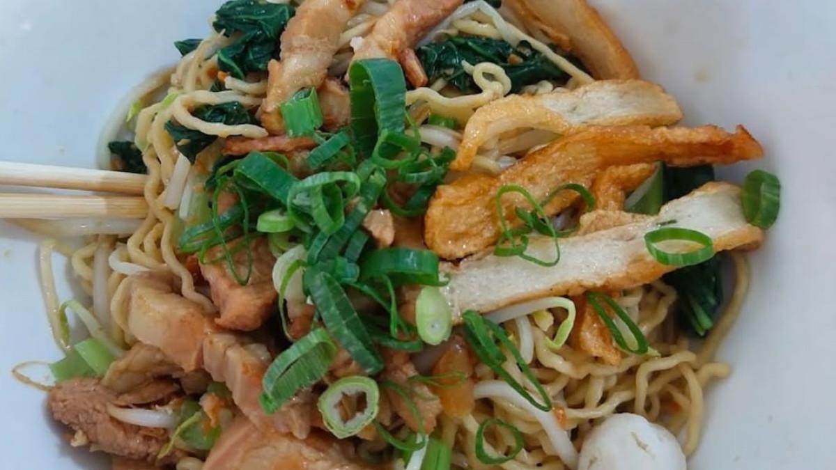 Kuliner Wajib Coba di Pademangan, Jakarta Utara: 5 Bakmi Favorit dengan ...