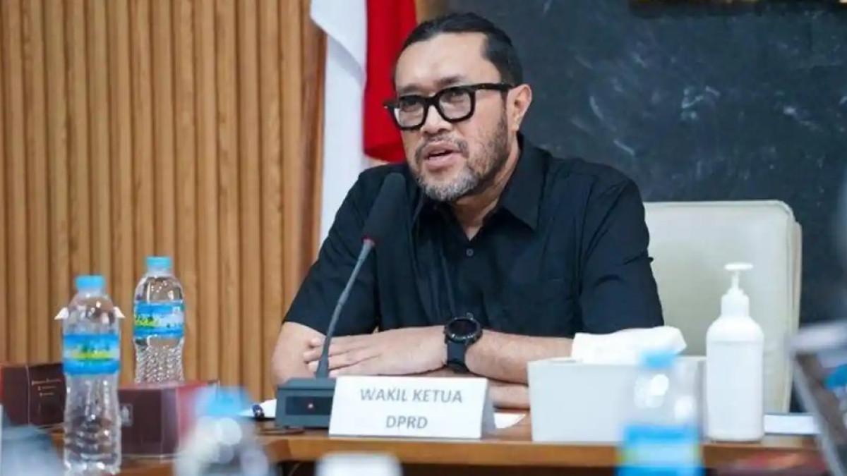 KPK Geledah Rumah Ono Surono dalam Pengembangan Kasus Suap Proyek ...