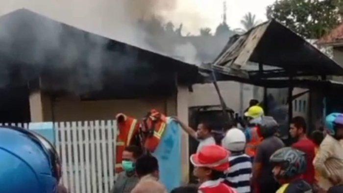 Kronologi Rumah Warga di Muna Terbakar, Tangan Korban Alami Luka Bakar saat Hendak Selamatkan ...