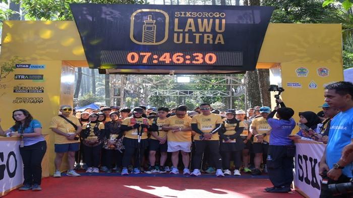 Kronologi 2 Pelari Siksorogo Lawu Ultra Meninggal Dunia Selang 11 Menit, Alami Serangan Jantung ...