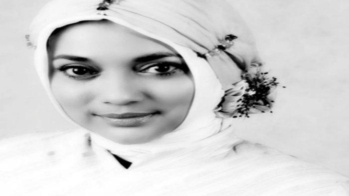 Curhat Marissa Haque 10 Hari Sebelum Meninggal Dunia : Tetap Berjuang ...