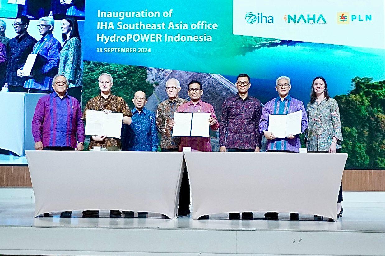 Resmikan Kantor Bersama, PLN Jalin Kerja Sama Pengembangan Energi Air ...