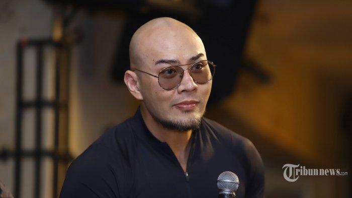 Besaran Gaji Deddy Corbuzier yang Jabat Stafsus Menhan, Harta ...