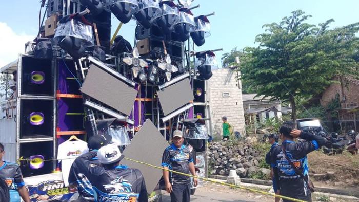 Karnaval Sound Horeg di Pare Bikin Genteng Rumah Warga Roboh, Pemkab ...