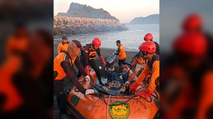 Korban Kedua Terseret Ombak Pantai Seruni Payangan Jember Ditemukan ...