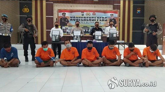 Bekuk 7 Pengedar Narkoba di Blitar, Polisi Juga Sita 213 Butir Pil ...