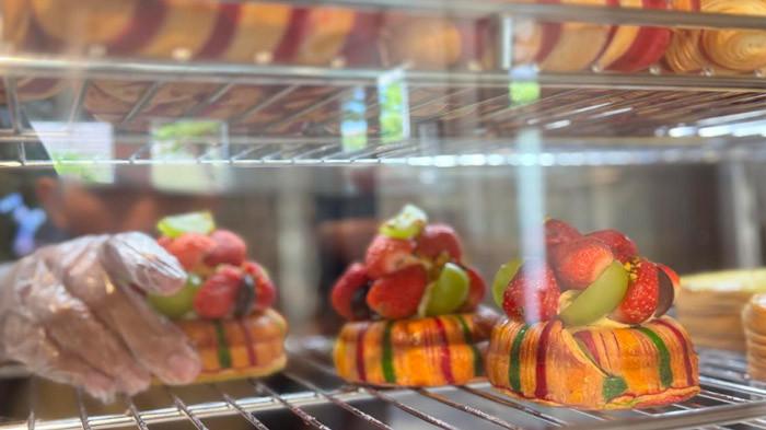 Belajar Pembuatan Roti Eropa, Lulusan Psikologi Ubaya Ini Membuat ...