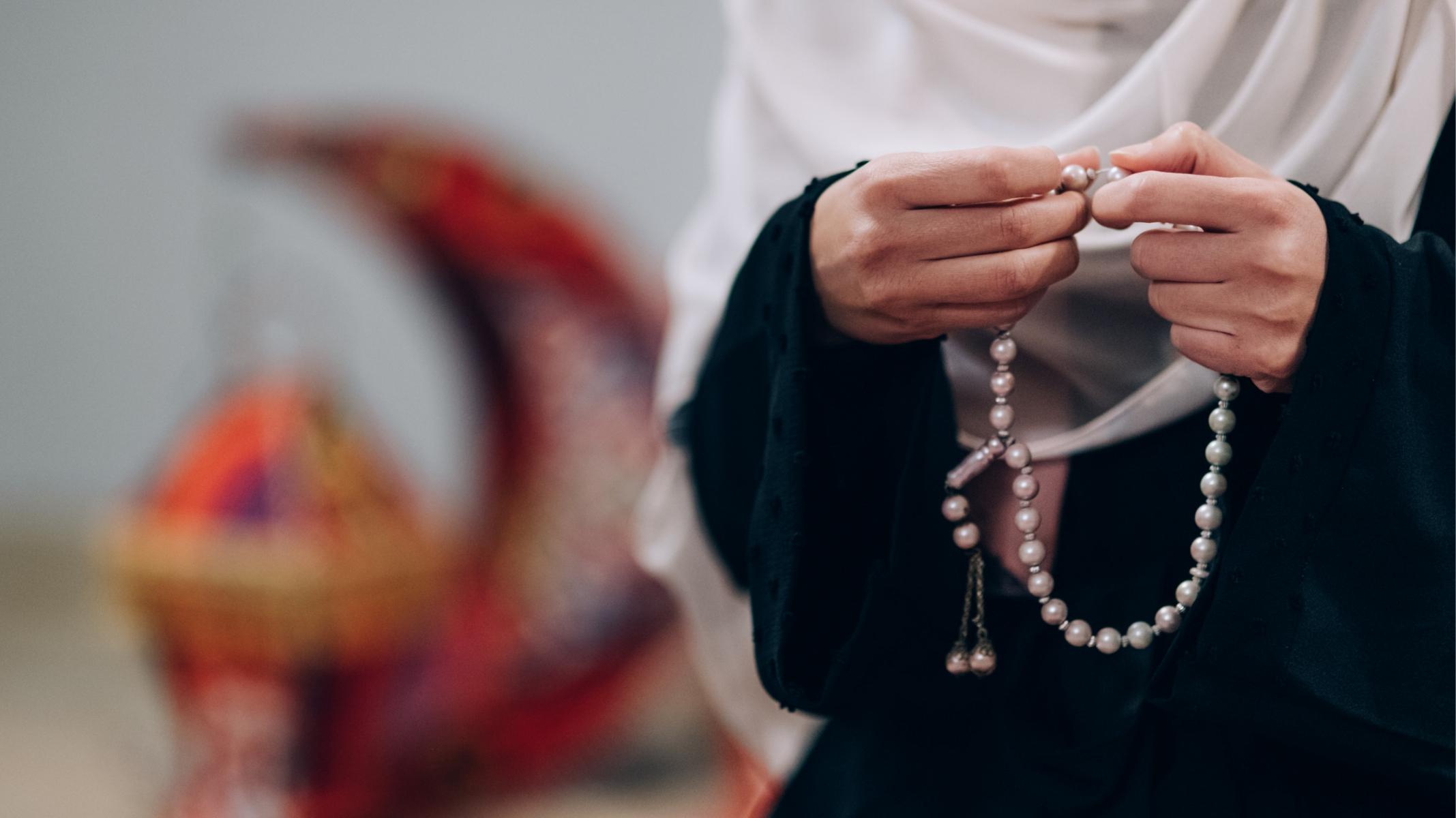 Wirid Setelah Sholat Ashar, Lengkap Bacaan Arab dan Latin - Surya.co.id