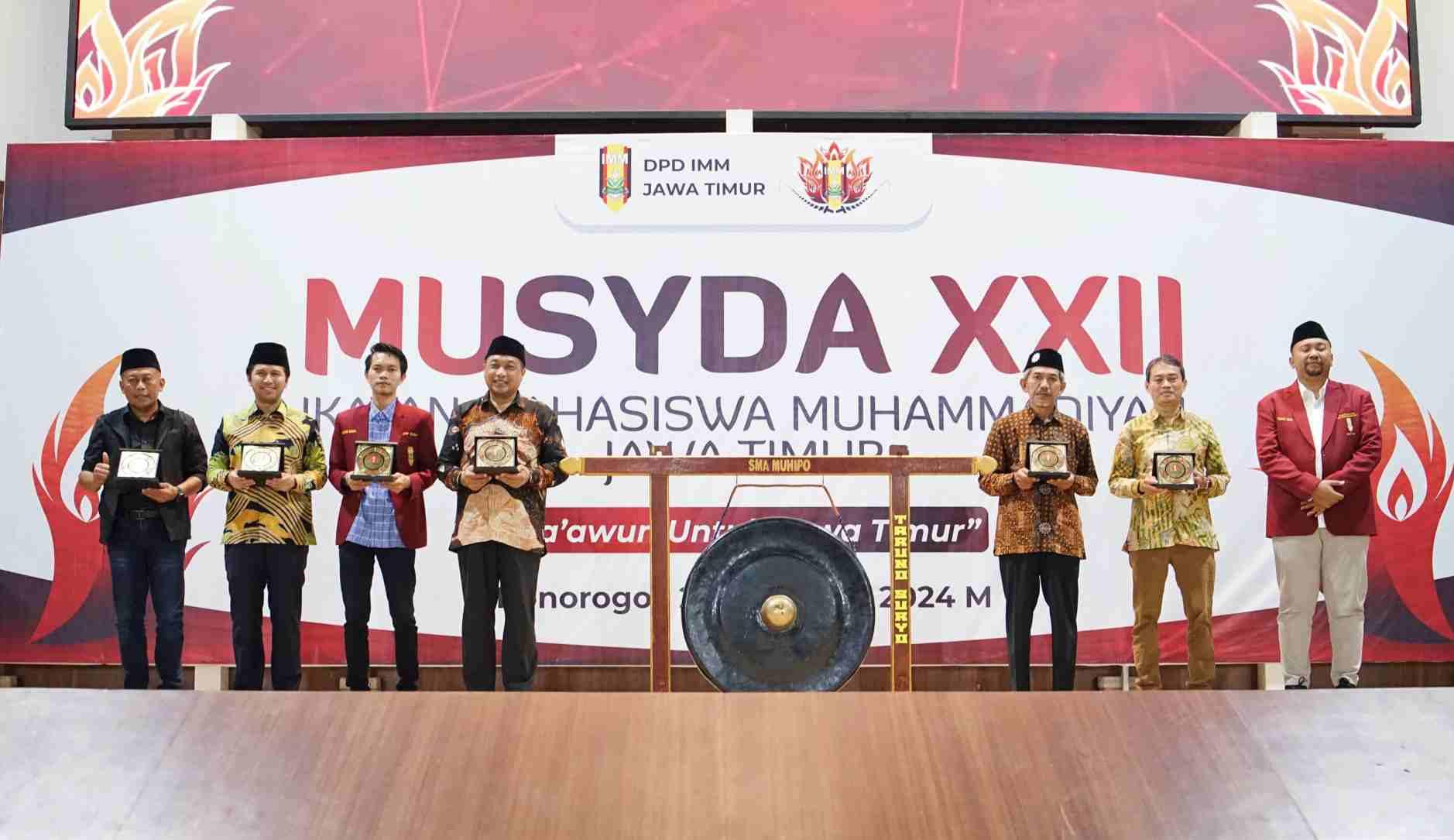 Di Musyda IMM Jatim Emil Dardak Puji Semangat Ta'awun Muhammadiyah ...