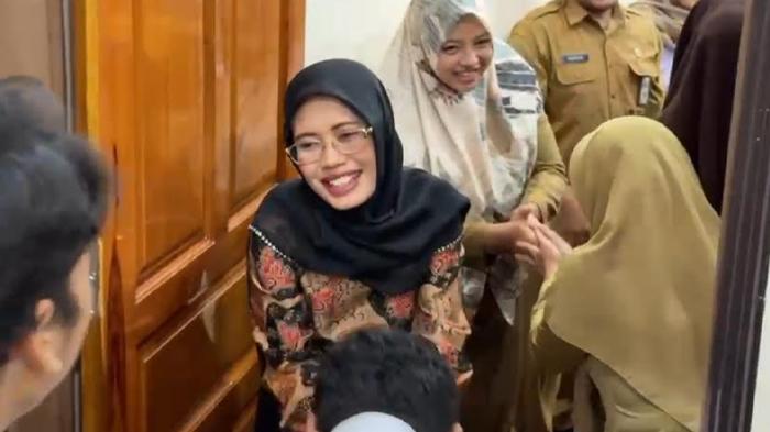 Hari Pertama Kerja Usai Libur Lebaran, ASN Pemkab Kediri Langsung Ngantor dan Halal Bihalal ...