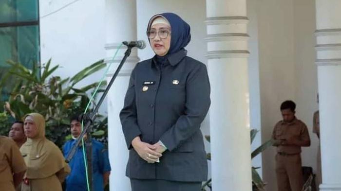 Pj Bupati Lumajang Indah Wahyuni Langsung Sanksi Pecat Dua Oknum Pegawai Honorer yang Terbukti ...