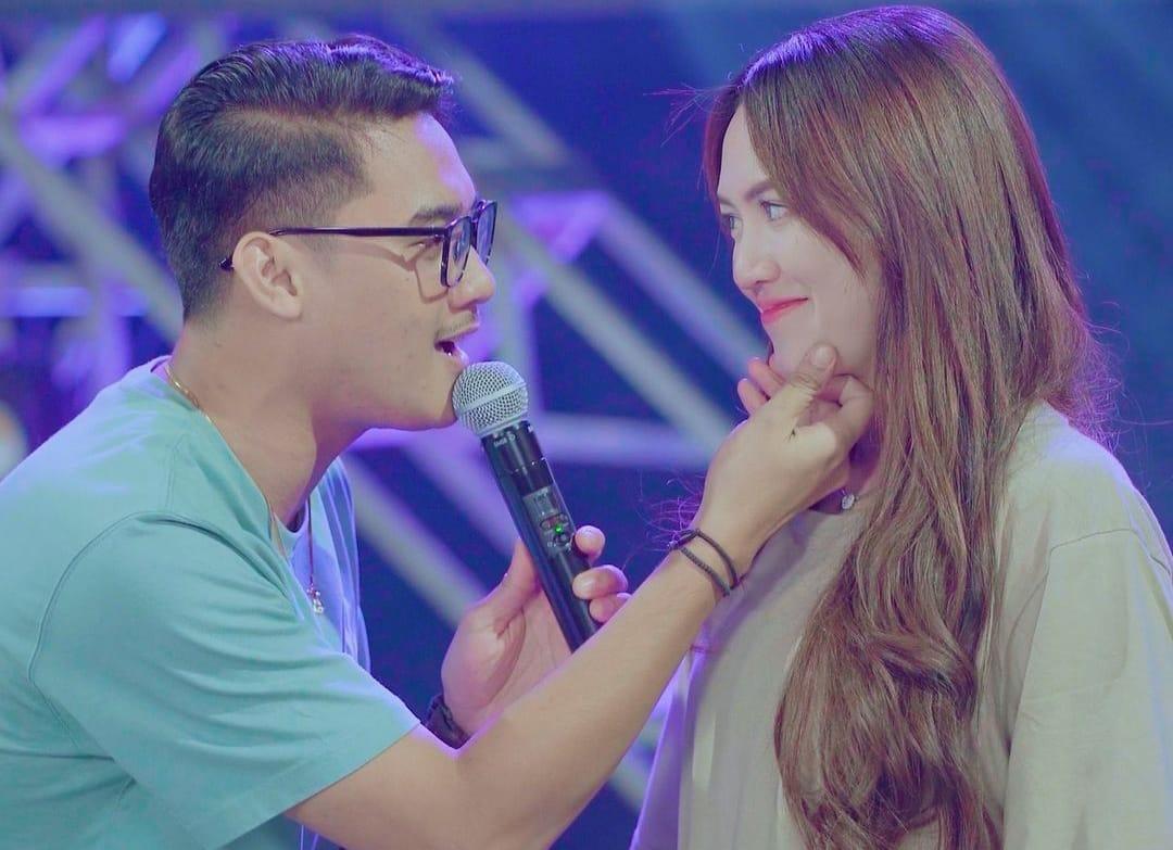 Video Gilga Sahid Belai-Belai Happy Asmara Tuai Pro Kontra Fans ...