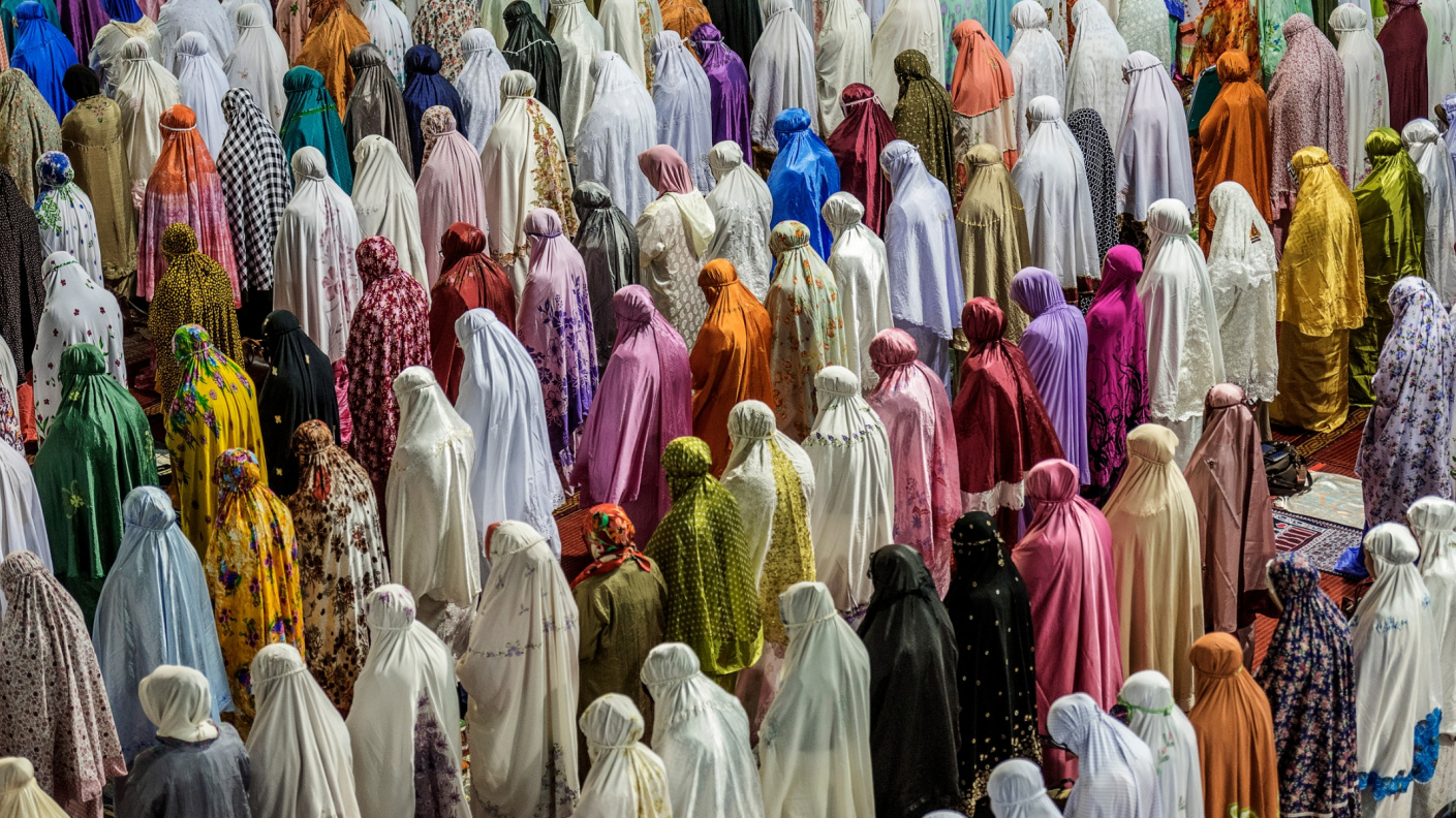Bacaan Doa I'tidal dalam Sholat, Lengkap Tulisan Latin dan Terjemahan ...